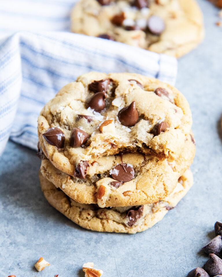 Maple Chocolate Chip Cookies - Best Christmas Desserts